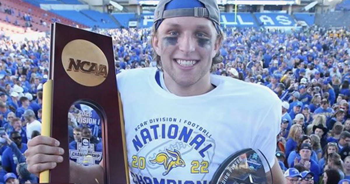 Winning a Football Division Championship After a Knee Injury | Midwest ...