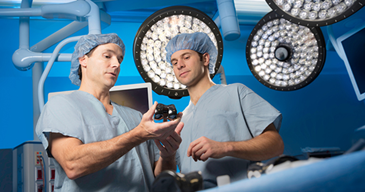 Dr. Vasili Karas Joins Midwest Orthopaedics at Rush | Midwest ...