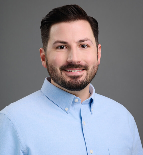 Aaron Eyster, MOT, OTR/L, CHT | Midwest Orthopaedics at Rush