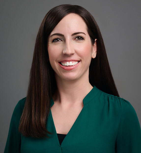 Jillian Walker, PT, DPT, OCS, PCES | Midwest Orthopaedics at Rush