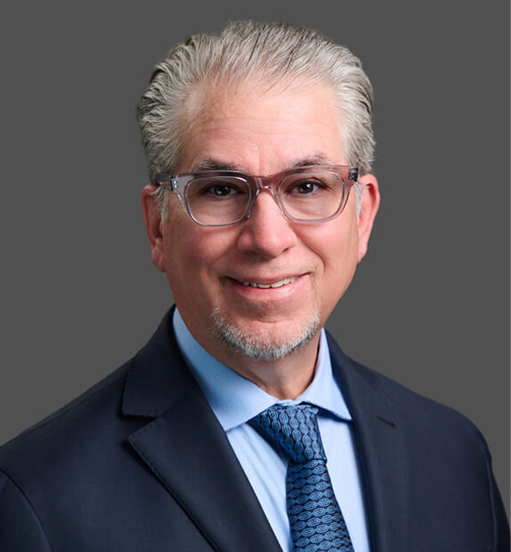 John J. Fernandez, MD - Orthopedic Surgeon | Midwest Orthopaedics at Rush