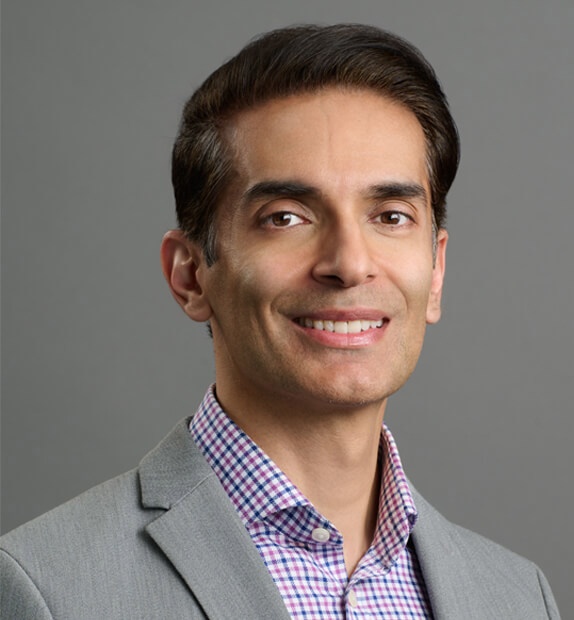 Kern Singh, MD | Midwest Orthopaedics at Rush