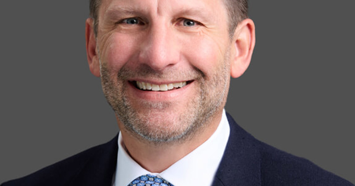 Scott Sporer, MD - Orthopedic Surgeon | Midwest Orthopaedics at Rush